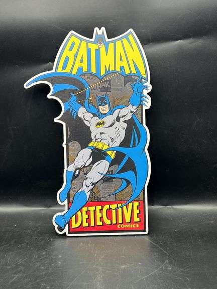 (J) Batman Detective Comics MDF Wall Sign And DC Multiverse Bat-Raptor ...