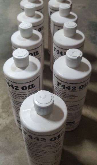 Parker F442 Oil - Kraft Auction Service, LLC