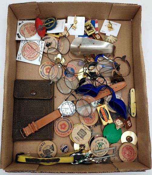 (JK) Pin, Medals, Vintage Advertising and more - Kraft Auction Service, LLC