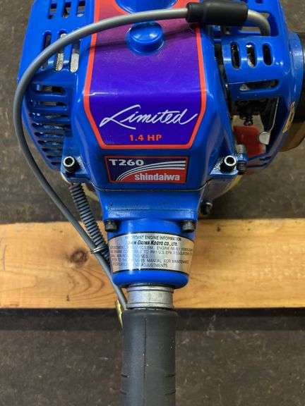 (B) Shindaiwa Limited T260 1.4 HP Weed Eater/ Trimmer - Kraft Auction ...
