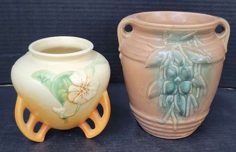 (M) Weller Pottery Panella Vase And Unbranded Vase Featuring Leaves And ...