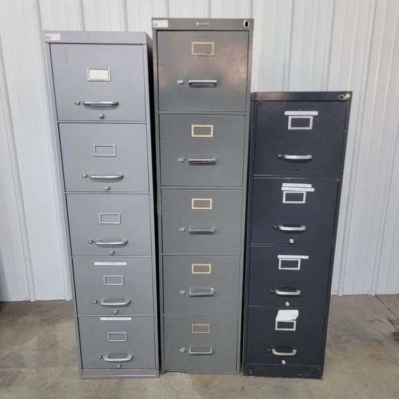 (AM)2 5-Drawer Filing Cabinets & 1 4-Drawer Filing Cabinet - Kraft ...