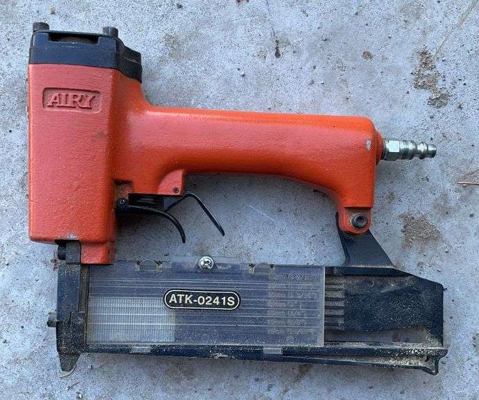(AH) Airy Pneumatic Nail Gun - Kraft Auction Service, LLC
