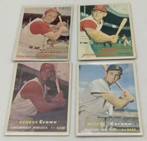 (DD) Topps 1957 vintage baseball cards - Kraft Auction Service, LLC