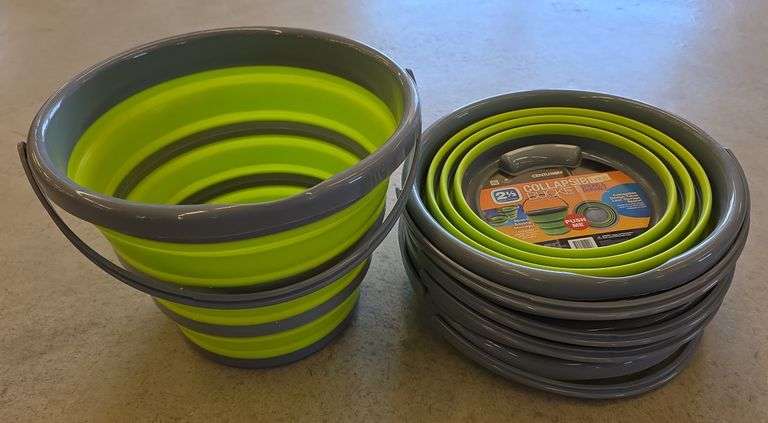 New 2.5 Gallon Collapsible Bucket - Kraft Auction Service, LLC