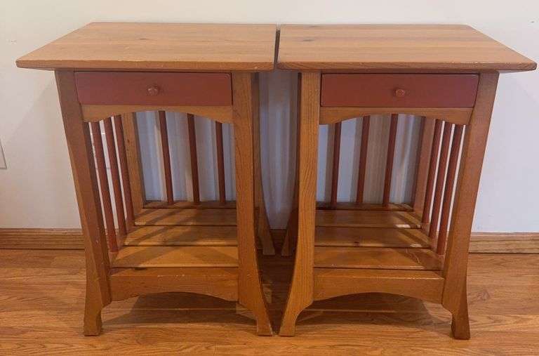 2 End Tables - Kraft Auction Service, LLC