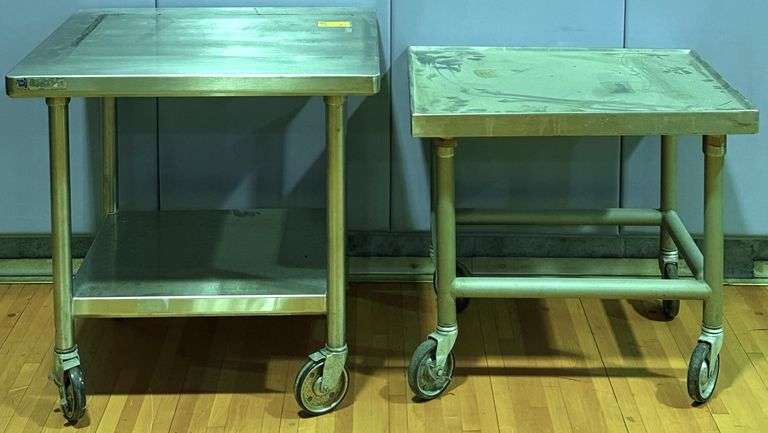 (2) Commercial Stainless Steel Rolling Prep Carts 30" x 30" x 26 ...