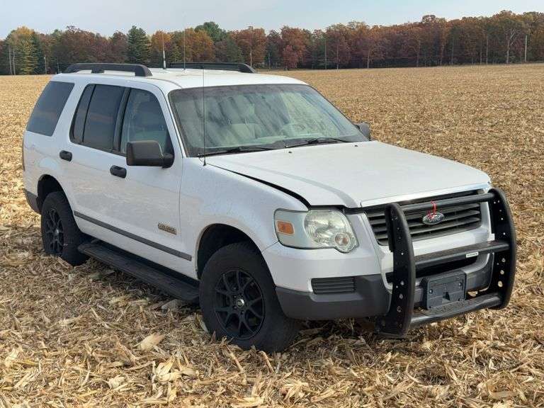 (BS) 2006 Ford Explorer Advance Trac RSC - Kraft Auction Service, LLC