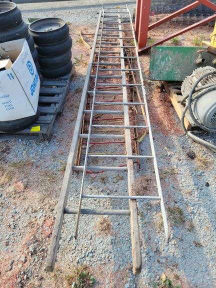 Wood And Metal Ladders - Kraft Auction Service, LLC