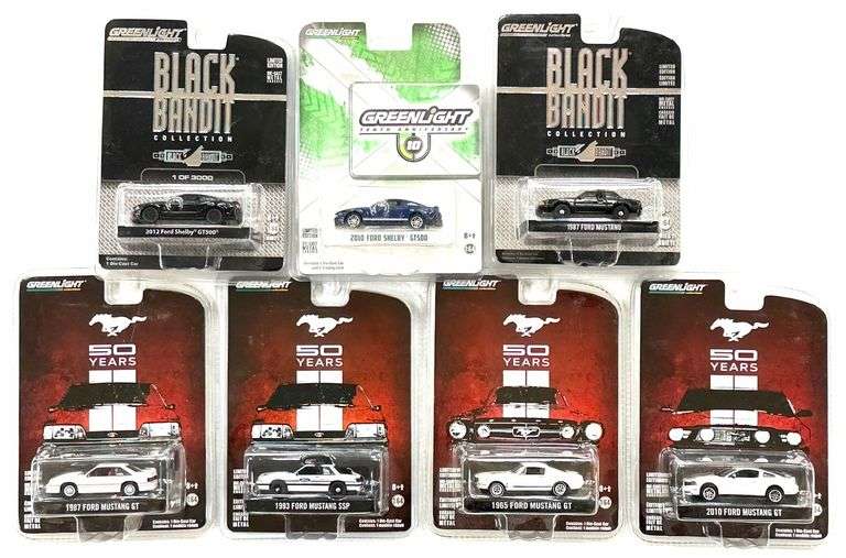 (7) 1:64 Greenlight Collectables Collection Die-Cast Cars - Kraft ...