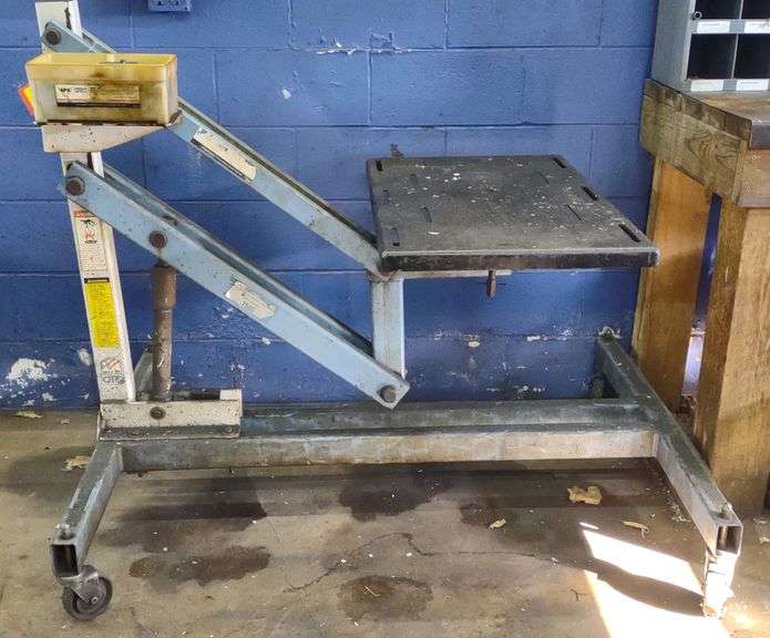 OTC 1585 Power Train Lift - Kraft Auction Service, LLC