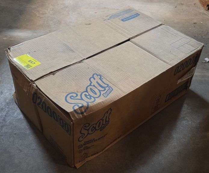 Box of Scott Brand Roll Towels - Kraft Auction Service, LLC