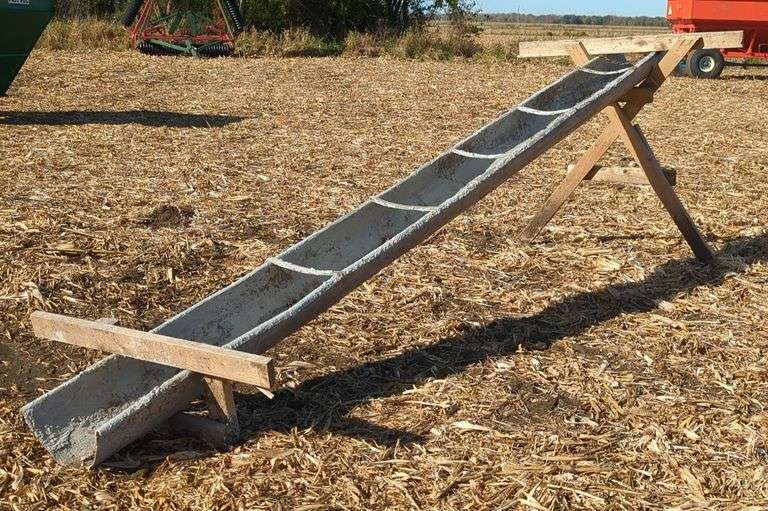 (FF) 15'5" Galvanized & Wooden Concrete Chute - Kraft Auction Service, LLC
