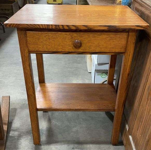 (T) Antique One Drawer End Table - Kraft Auction Service, LLC