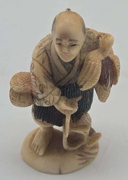 (E) Carved Bone Japanese Netsuke - Kraft Auction Service, LLC