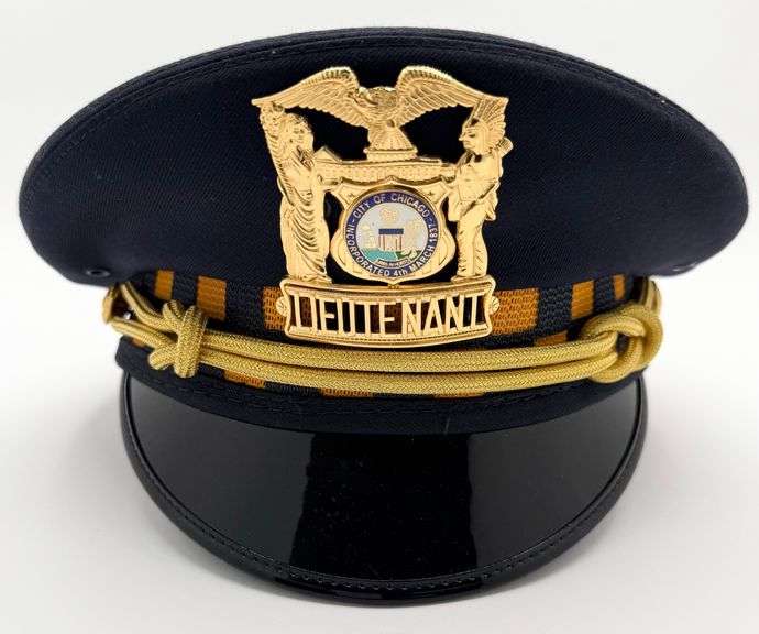 Obsolete Chicago Police Department Lieutenant Uniform Cap & Badge ...