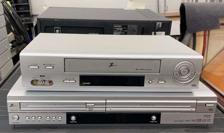 Zenith VHS Player & Zenith DVD/VCR - Kraft Auction Service, LLC
