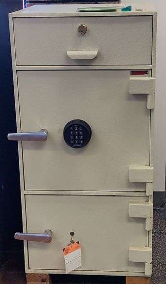 American Security Walgreens Security Unit Safe - Kraft Auction Service, LLC