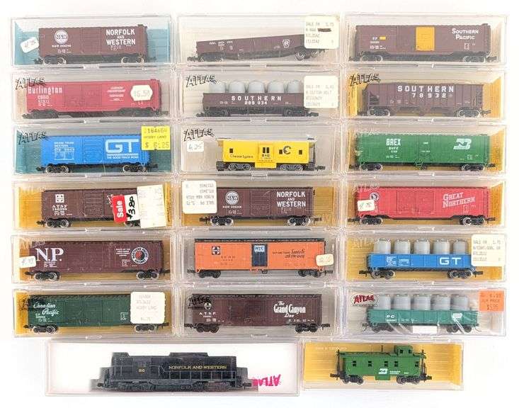 (1) Atlas N Scale Train Engine & (19) Train Cars - Kraft Auction ...