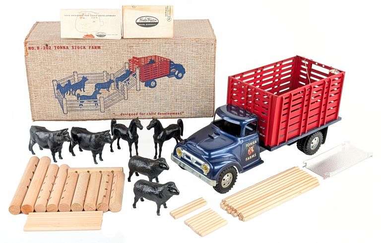 Tonka No. B-202 Stock Farm Set w/ Box - Kraft Auction Service, LLC