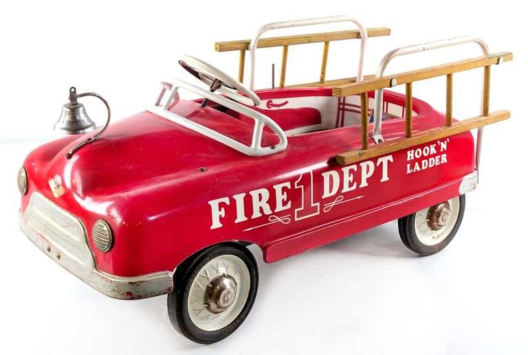 Original AMF Hook N Ladder Fire Department Two Speed Pedal Car - Kraft ...