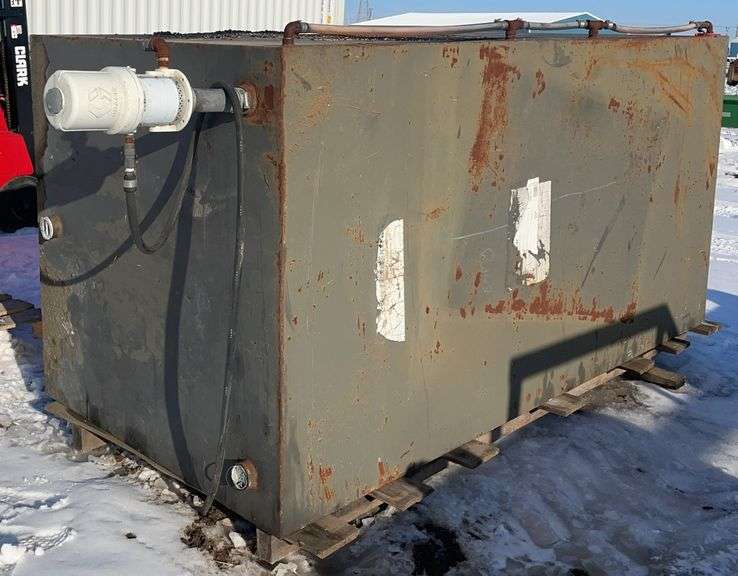 (CB) Diesel Engine Oil Bulk Tank - Kraft Auction Service, LLC