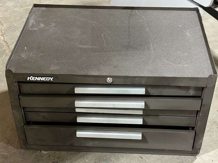 Kennedy Heavy-Duty 5-Drawer Locking Tool Chest - Kraft Auction Service, LLC