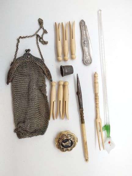 (E) Carved Bone, Chainmail Purse + - Kraft Auction Service, LLC