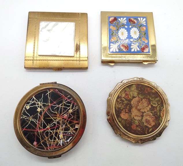 (E) Vintage Makeup Compacts - Kraft Auction Service, LLC