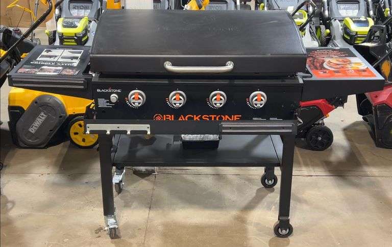 Blackstone 36” 4-Burner Propane Griddle - Kraft Auction Service, LLC