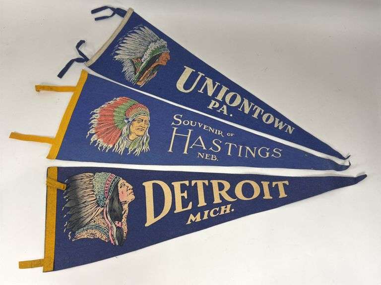 3)Vintage Native American Felt Pennnat - Kraft Auction Service, LLC