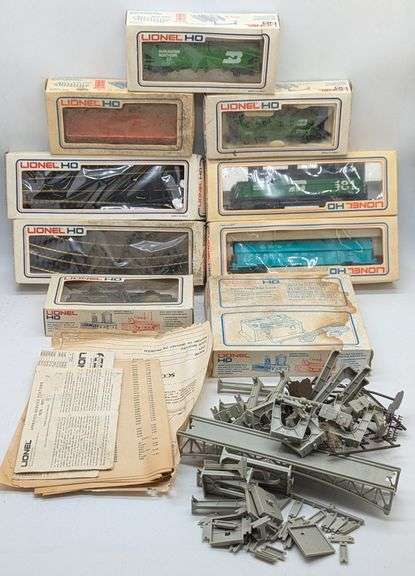 (F) Lionel model train cars, power pack and more. Longest box is 10 ...