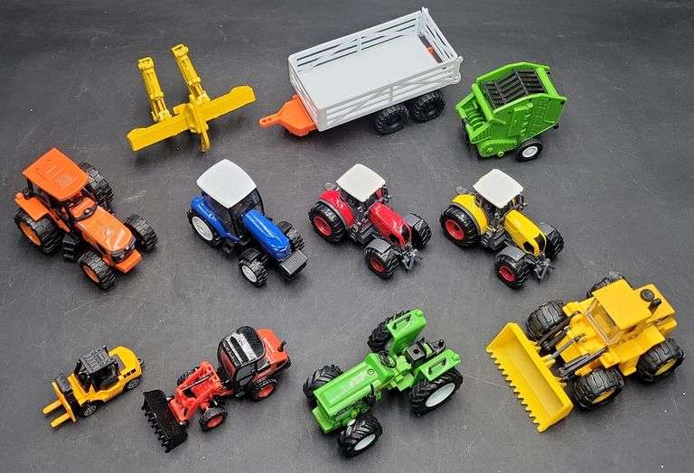 (K) Small Farm Equipment Toys - Kraft Auction Service, LLC