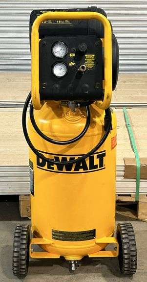 (CU) DeWalt 15 Gallon 225 PSI Vertical Electric Air Compressor - Kraft ...