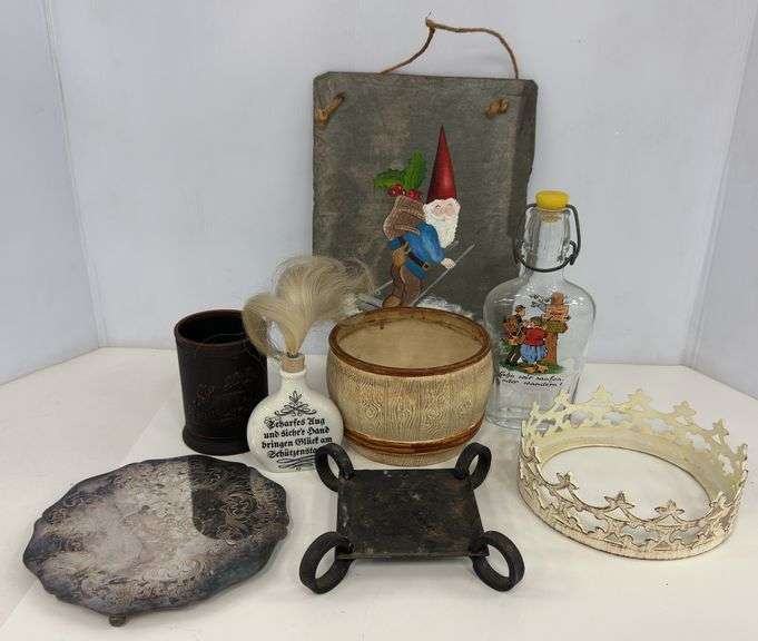 Assorted German Collectibles and Decor - Kraft Auction Service, LLC