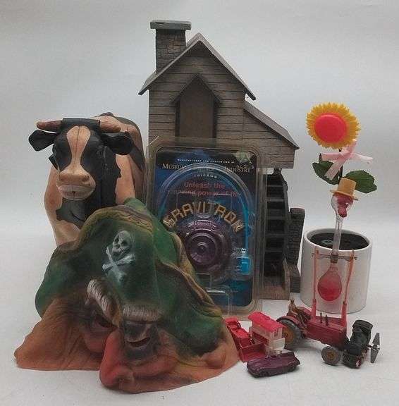 (F) Smart Pond Grist Mill Solar Spitter, Cow, Pirate Mask, Gravitron ...