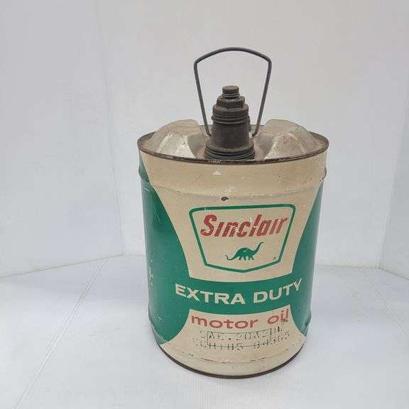 (AP) Pair Of Sinclair Oil Cans. - Kraft Auction Service, LLC