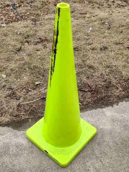 Lime Traffic Cones - Kraft Auction Service, LLC
