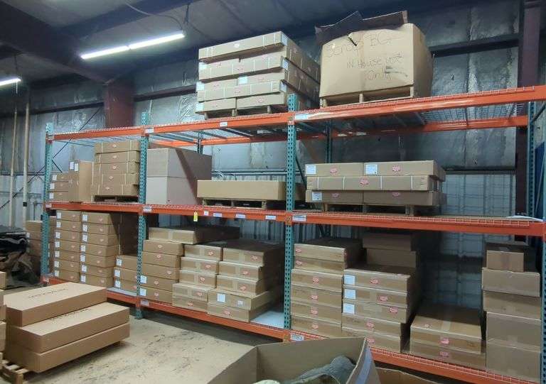 Pallet Racking (322"×48"×140") *(Bidding 1xqty)* **(CONTENTS NOT ...