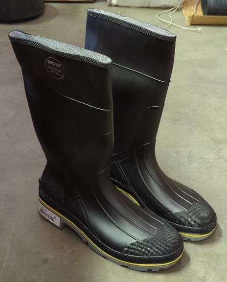Servus (Size 14) Rubber Boots - Kraft Auction Service, LLC