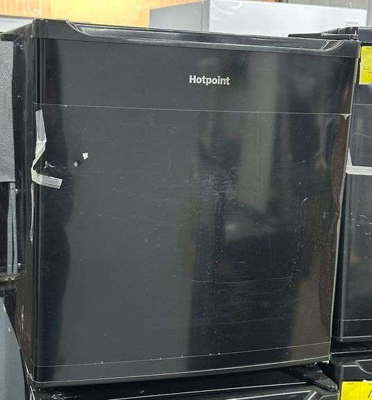 Hotpoint 1.7 Cu. Ft. Compact Refrigerator With Built-In Freezer - Kraft ...