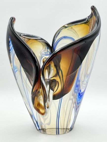 2007 Aubrey Webber Flower Art Glass Vase - Kraft Auction Service, LLC