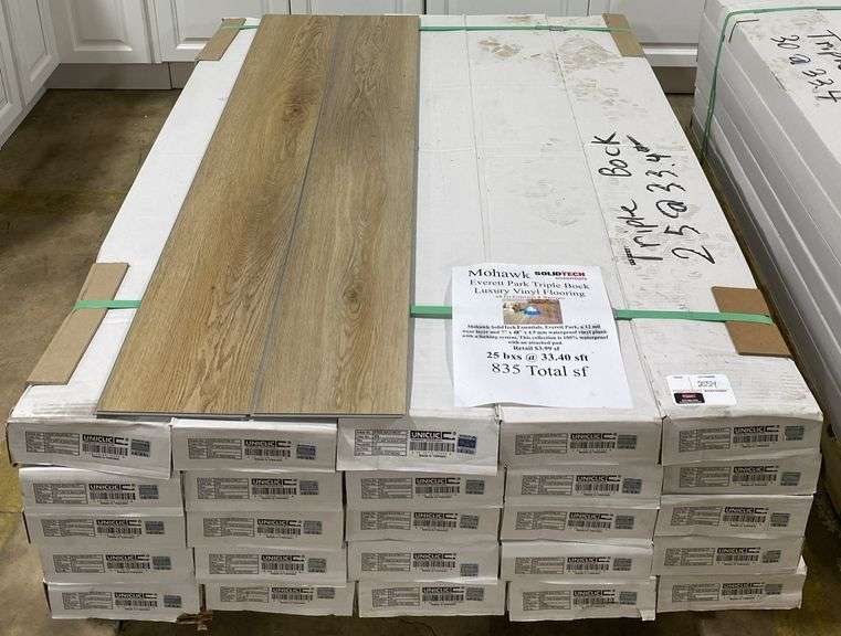 Mohwawk EVERETT PARK TRIPLE BOCK Luxury Vinyl Flooring - Kraft Auction ...