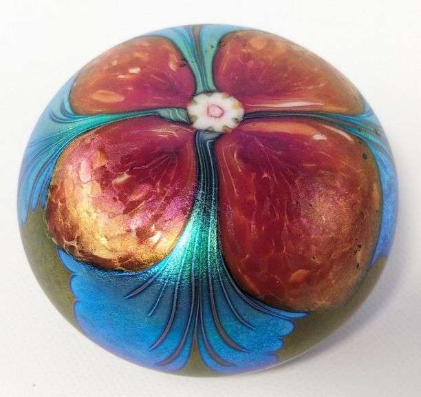 291976 Charles Lotton Floral Art Glass Paperweight - Kraft Auction ...