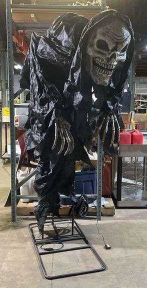 (KC) Haunted Hill Farm Hunched Skeleton Reaper - Motion Activated ...