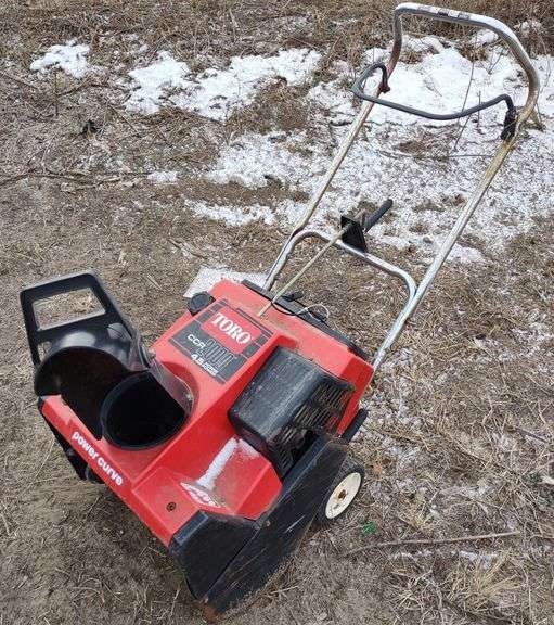 (T) Toro CCR 2000 Snow Blower 4.5 Horse Power, Gas Powered. 20" Width ...