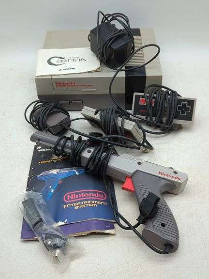 (HI) Nintendo Entertainment System. Model NES-Controllers, Connective ...