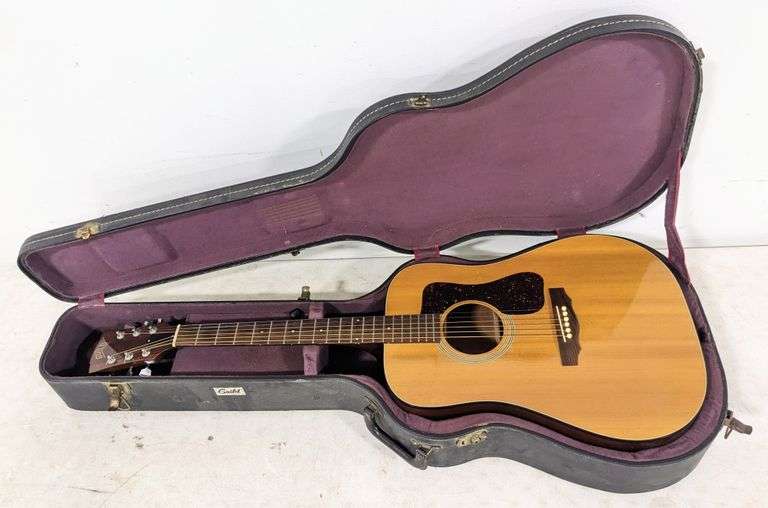 Guild Model D-35 Acoustic Guitar - Kraft Auction Service, LLC