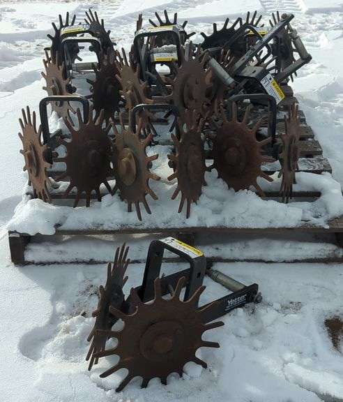 (T) Yetter Over The Top Double Row Cleaner - Kraft Auction Service, LLC