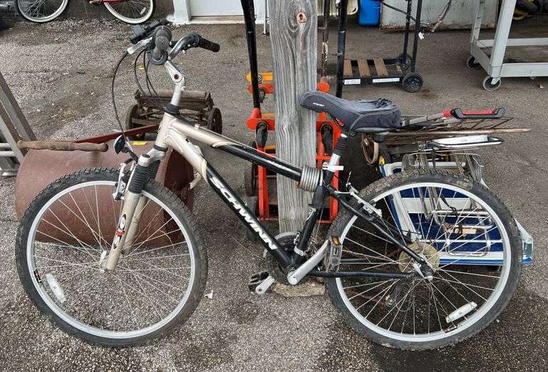 (F) Schwinn 15 inch Bike - Kraft Auction Service, LLC